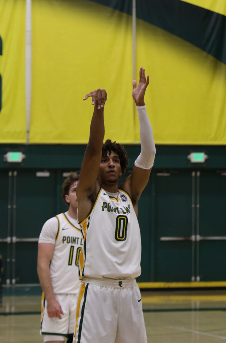 PLNU Basketball faces off against Hawai‘i Pacific University – The Point